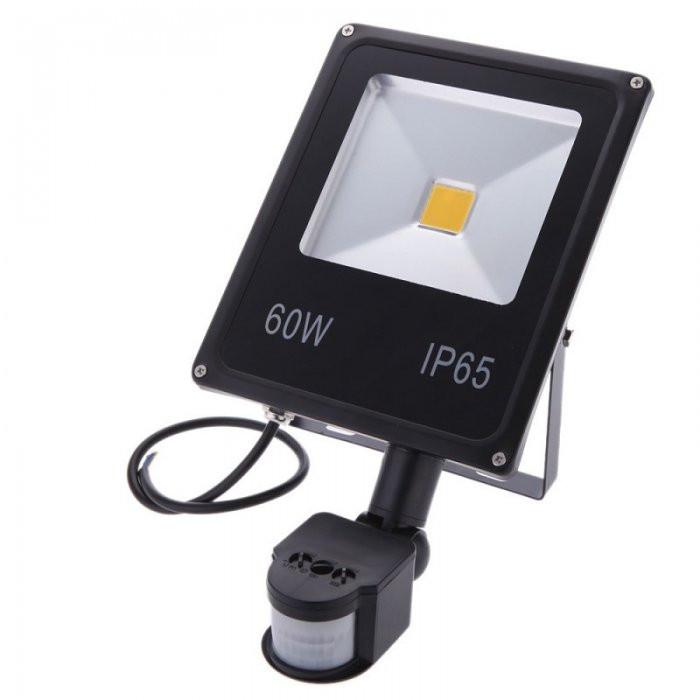 Proiector led cu senzor 60W